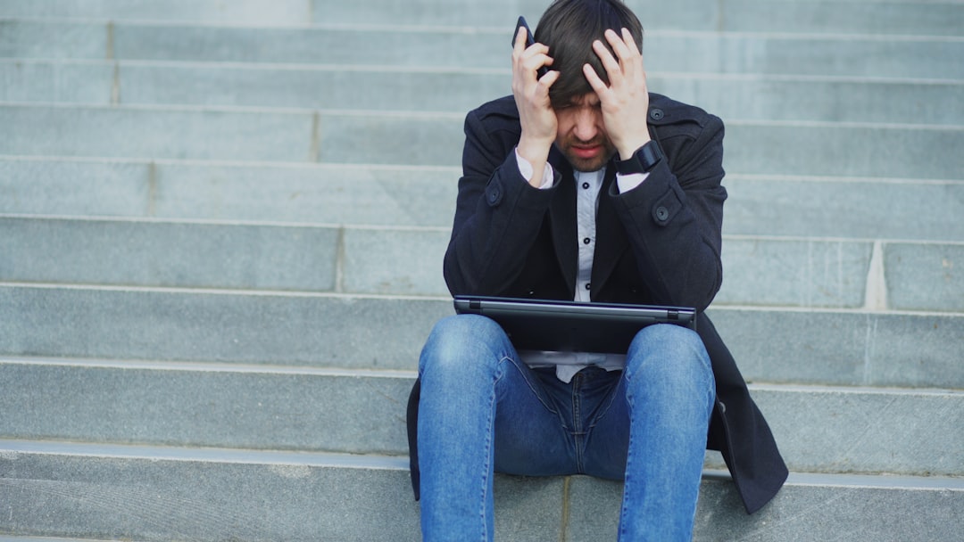 Understanding Depersonalization Derealization Disorder Causes