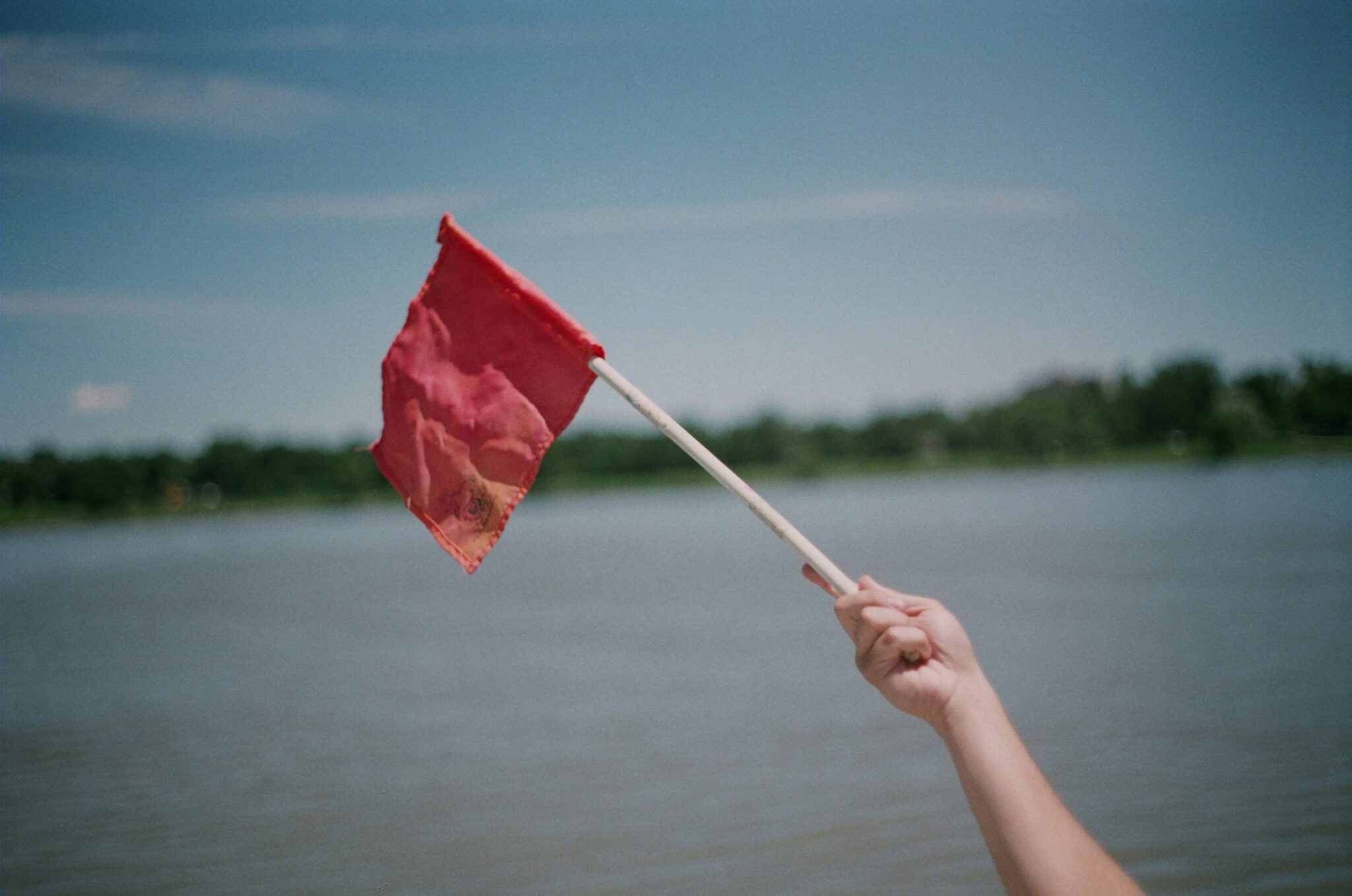 Overlooking Red Flags: Why Do We Ignore Warning Signs?